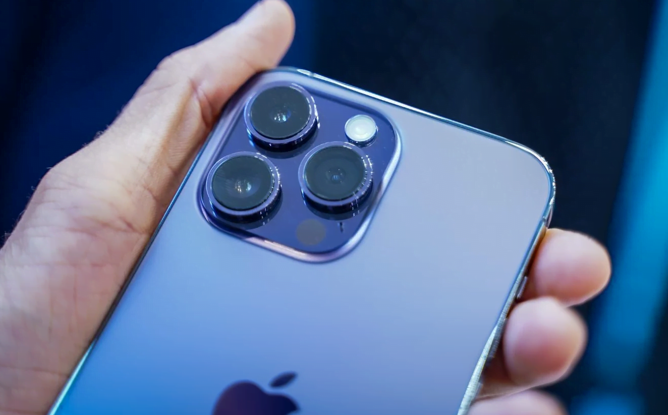 Dubai Telefon Fiyatları 2023 | iPhone 15 Pro Max, Samsung...